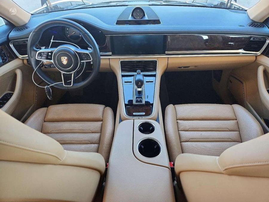 Zils Porsche Panamera 2017 Viļņa, ar dzinēja tilpumu 3.00 L un nobraukumu 90 tūkst. km par 19999 €, foto 10 vietnē AUTOMOTO.COM.LV