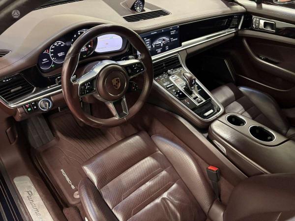 Zils Porsche Panamera 2017 Viļņa, ar dzinēja tilpumu 2.89 L un nobraukumu 228 tūkst. km par 39990 €, foto 10 vietnē AUTOMOTO.COM.LV