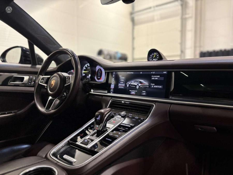 Zils Porsche Panamera 2017 Viļņa, ar dzinēja tilpumu 2.89 L un nobraukumu 228 tūkst. km par 39990 €, foto 19 vietnē AUTOMOTO.COM.LV