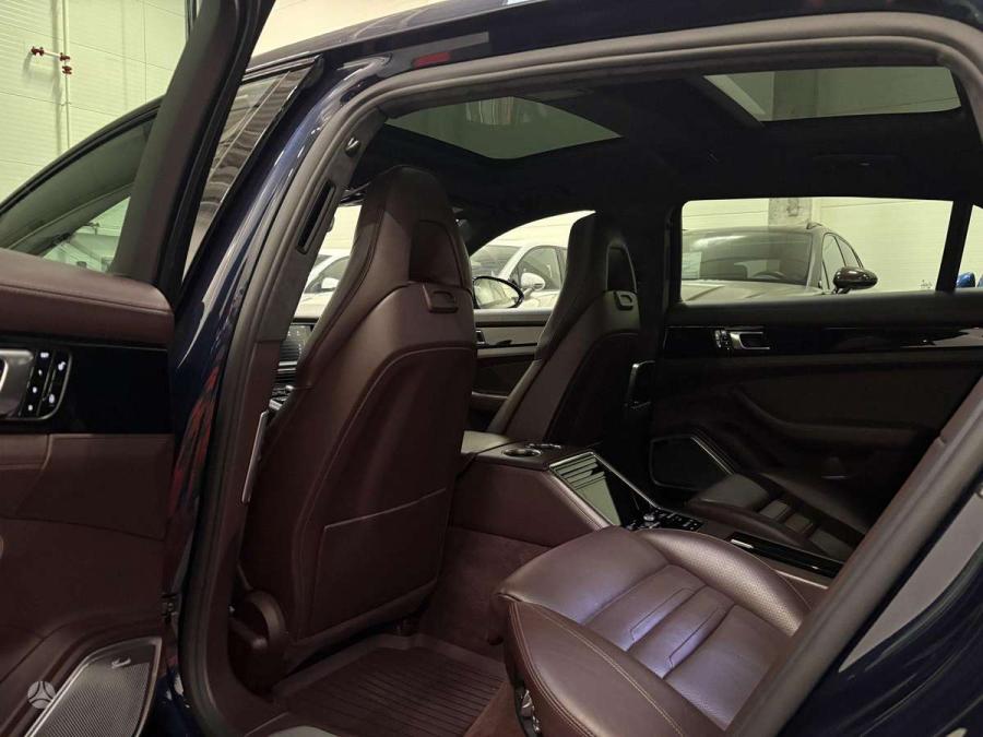 Zils Porsche Panamera 2017 Viļņa, ar dzinēja tilpumu 2.89 L un nobraukumu 228 tūkst. km par 39990 €, foto 31 vietnē AUTOMOTO.COM.LV