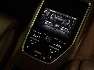 Zils Porsche Panamera 2017 Viļņa, ar dzinēja tilpumu 2.89 L un nobraukumu 228 tūkst. km par 39990 €, foto 33 vietnē AUTOMOTO.COM.LV
