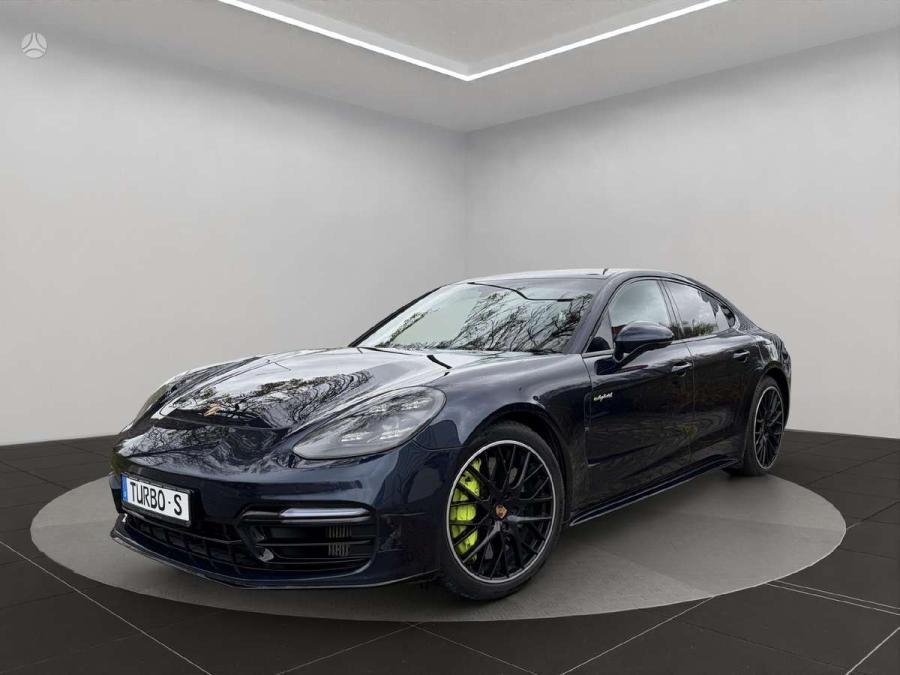 Zils Porsche Panamera 2018 Viļņa, ar dzinēja tilpumu 4.00 L un nobraukumu 133 tūkst. km par 53000 €, foto 1 vietnē AUTOMOTO.COM.LV