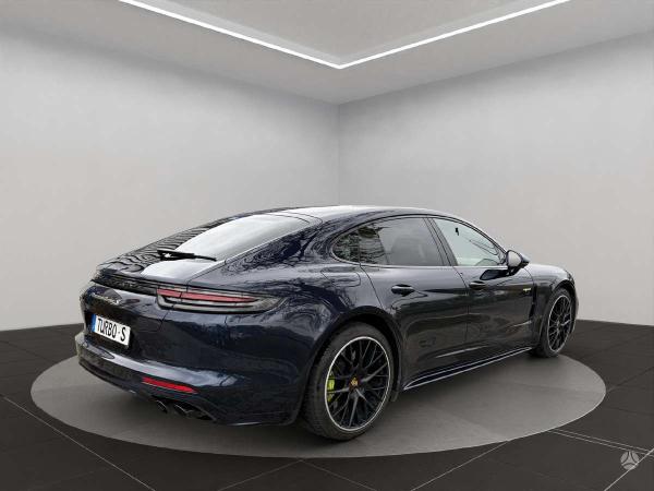 Zils Porsche Panamera 2018 Viļņa, ar dzinēja tilpumu 4.00 L un nobraukumu 133 tūkst. km par 53000 €, foto 5 vietnē AUTOMOTO.COM.LV