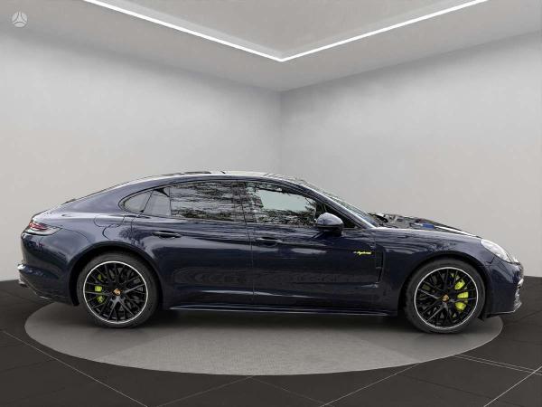 Zils Porsche Panamera 2018 Viļņa, ar dzinēja tilpumu 4.00 L un nobraukumu 133 tūkst. km par 53000 €, foto 6 vietnē AUTOMOTO.COM.LV