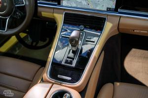 Zils Porsche Panamera 2018 Kauņa, ar dzinēja tilpumu 2.90 L un nobraukumu 97 tūkst. km par 39450 €, foto 24 vietnē AUTOMOTO.COM.LV