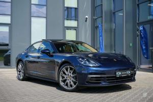 Blue Porsche Panamera 2018 in Kaunas, with an engine capacity of 2.89 L and mileage of 97 thousand km for 39450 €, photo  on AUTOMOTO.COM.LV