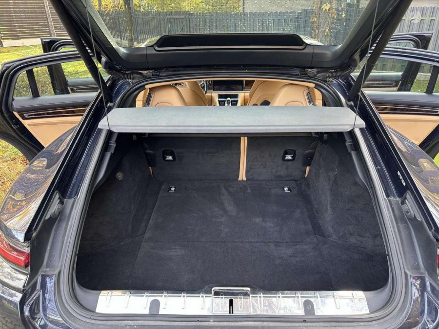 Zils Porsche Panamera 2018 Viļņa, ar dzinēja tilpumu 3.00 L un nobraukumu 75 tūkst. km par 44900 €, foto 18 vietnē AUTOMOTO.COM.LV