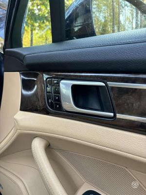 Zils Porsche Panamera 2018 Viļņa, ar dzinēja tilpumu 3.00 L un nobraukumu 75 tūkst. km par 44900 €, foto 22 vietnē AUTOMOTO.COM.LV