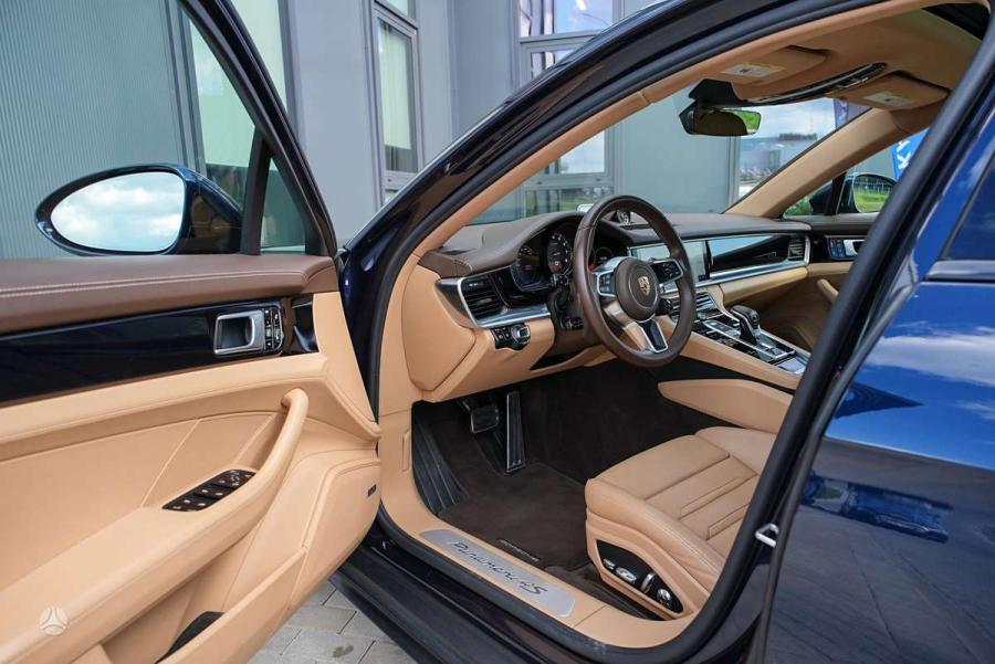Zils Porsche Panamera 2018 Kauņa, ar dzinēja tilpumu 2.89 L un nobraukumu 97 tūkst. km par 37750 €, foto 25 vietnē AUTOMOTO.COM.LV