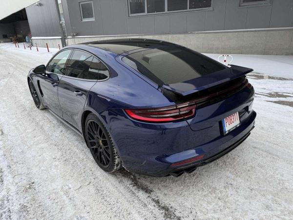 Blue Porsche Panamera 2020 in Vilnius, with an engine capacity of 2.89 L and mileage of 27 thousand km for 66499 €, photo 11 on AUTOMOTO.COM.LV