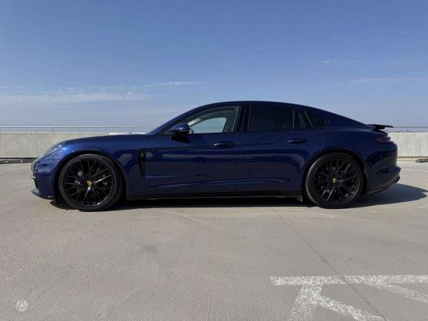 Blue Porsche Panamera 2020 in Vilnius, with an engine capacity of 2.89 L and mileage of 36 thousand km for 60000 €, photo 5 on AUTOMOTO.COM.LV