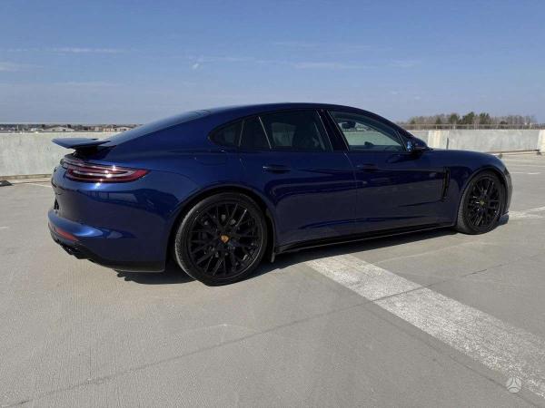 Blue Porsche Panamera 2020 in Vilnius, with an engine capacity of 2.89 L and mileage of 36 thousand km for 60000 €, photo 7 on AUTOMOTO.COM.LV