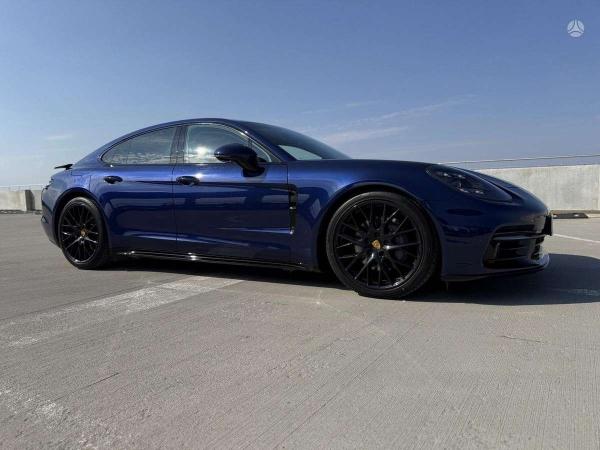 Blue Porsche Panamera 2020 in Vilnius, with an engine capacity of 2.89 L and mileage of 36 thousand km for 60000 €, photo 9 on AUTOMOTO.COM.LV