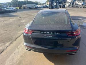 Zils Porsche Panamera 2020 Ukmergė, ar dzinēja tilpumu 2.89 L un nobraukumu 95 tūkst. km par 26999 €, foto  vietnē AUTOMOTO.COM.LV