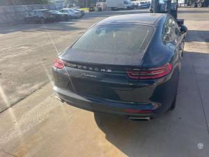 Zils Porsche Panamera 2020 Ukmergė, ar dzinēja tilpumu 2.89 L un nobraukumu 95 tūkst. km par 26999 €, foto 16 vietnē AUTOMOTO.COM.LV