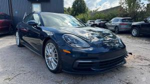 Blue Porsche Panamera 2020 in Ukmerge, with an engine capacity of 2.89 L and mileage of 95 thousand km for 31499 €, photo  on AUTOMOTO.COM.LV