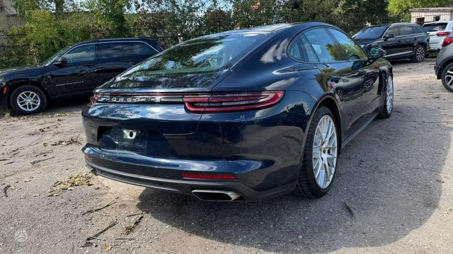 Blue Porsche Panamera 2020 in Ukmerge, with an engine capacity of 2.89 L and mileage of 95 thousand km for 31499 €, photo 12 on AUTOMOTO.COM.LV