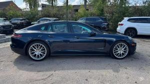 Blue Porsche Panamera 2020 in Ukmerge, with an engine capacity of 2.89 L and mileage of 95 thousand km for 31499 €, photo 13 on AUTOMOTO.COM.LV