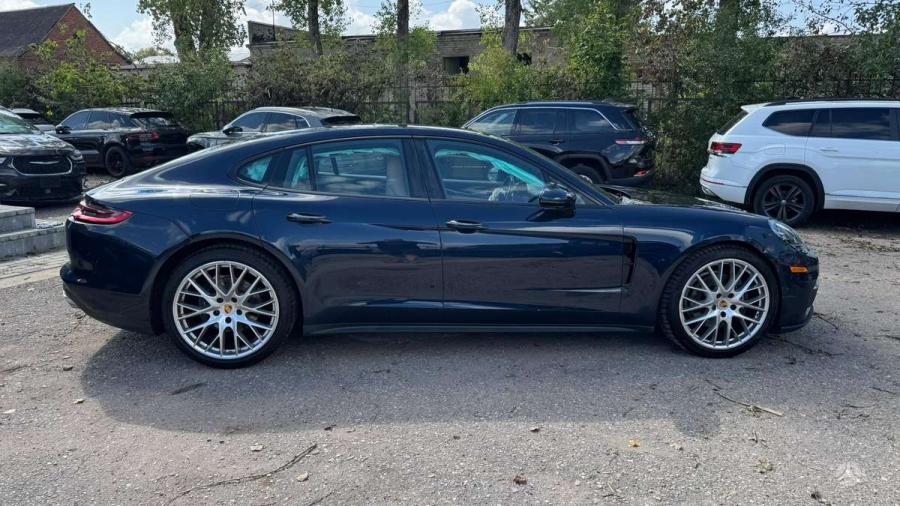Blue Porsche Panamera 2020 in Ukmerge, with an engine capacity of 2.89 L and mileage of 95 thousand km for 31499 €, photo 13 on AUTOMOTO.COM.LV