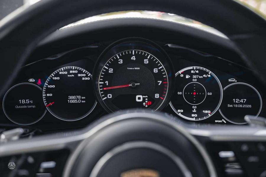Zils Porsche Panamera 2020 Viļņa, ar dzinēja tilpumu 2.89 L un nobraukumu 39 tūkst. km par 61450 €, foto 24 vietnē AUTOMOTO.COM.LV