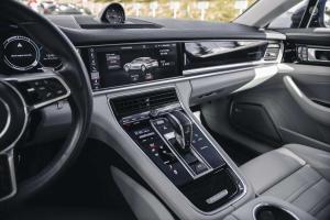 Zils Porsche Panamera 2020 Viļņa, ar dzinēja tilpumu 2.89 L un nobraukumu 39 tūkst. km par 61450 €, foto 29 vietnē AUTOMOTO.COM.LV