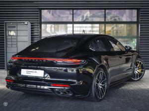 Blue Porsche Panamera 2021 in Vilnius, with an engine capacity of 4.00 L and mileage of 170 thousand km for 79911 €, photo 6 on AUTOMOTO.COM.LV