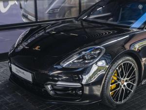 Blue Porsche Panamera 2021 in Vilnius, with an engine capacity of 4.00 L and mileage of 170 thousand km for 79911 €, photo 11 on AUTOMOTO.COM.LV