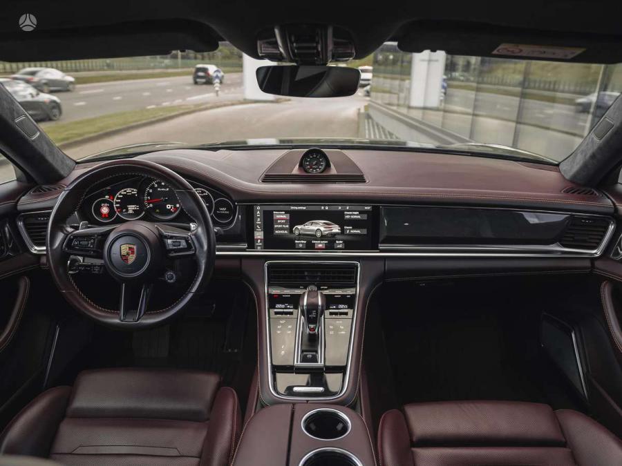 Blue Porsche Panamera 2021 in Vilnius, with an engine capacity of 4.00 L and mileage of 170 thousand km for 79911 €, photo 28 on AUTOMOTO.COM.LV