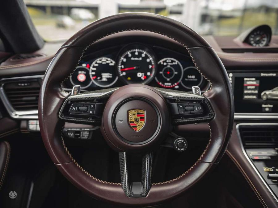 Blue Porsche Panamera 2021 in Vilnius, with an engine capacity of 4.00 L and mileage of 170 thousand km for 79911 €, photo 30 on AUTOMOTO.COM.LV