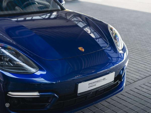 Blue Porsche Panamera 2022 in Vilnius, with an engine capacity of 4.00 L and mileage of 58 thousand km for 109911 €, photo 9 on AUTOMOTO.COM.LV