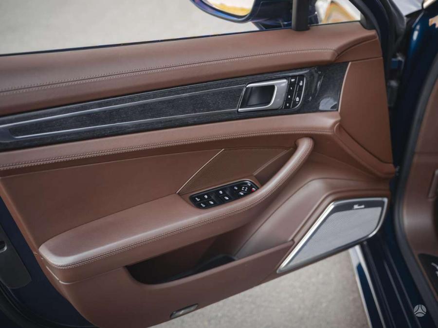 Zils Porsche Panamera 2022 Viļņa, ar dzinēja tilpumu 4.00 L un nobraukumu 58 tūkst. km par 109911 €, foto 32 vietnē AUTOMOTO.COM.LV