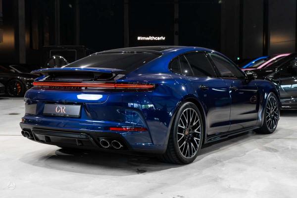 Zils Porsche Panamera 2026 Rīga, ar dzinēja tilpumu 2.89 L un nobraukumu 1 tūkst. km par 168190 €, foto 4 vietnē AUTOMOTO.COM.LV