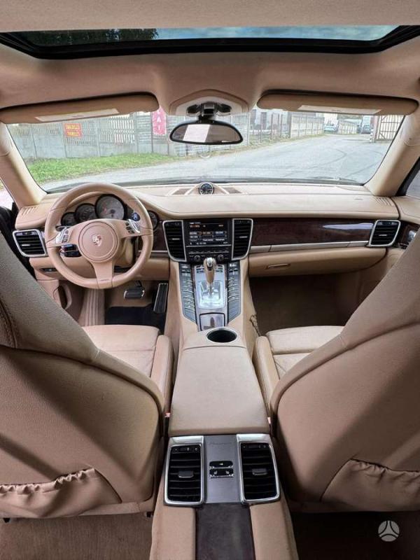 Zils Porsche Panamera 2010 Alīta, ar dzinēja tilpumu 4.80 L un nobraukumu 290 tūkst. km par 15000 €, foto 11 vietnē AUTOMOTO.COM.LV