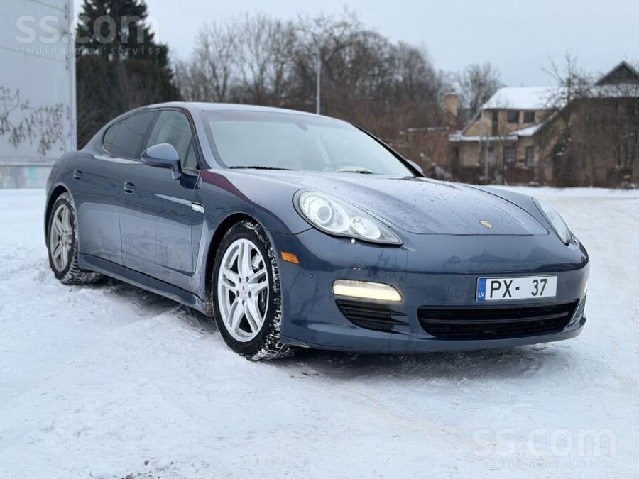 Blue Porsche Panamera 2011 in Riga, with an engine capacity of 3.60 L and mileage of 146 thousand km for 20900 €, photo 2 on AUTOMOTO.COM.LV