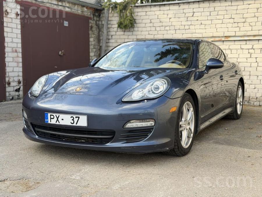 Blue Porsche Panamera 2011 in Riga, with an engine capacity of 3.60 L and mileage of 146 thousand km for 18900 €, photo 1 on AUTOMOTO.COM.LV