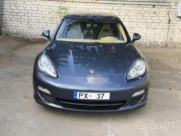 Zils Porsche Panamera 2011 Rīga, ar dzinēja tilpumu 3.60 L un nobraukumu 146 tūkst. km par 18900 €, foto 3 vietnē AUTOMOTO.COM.LV