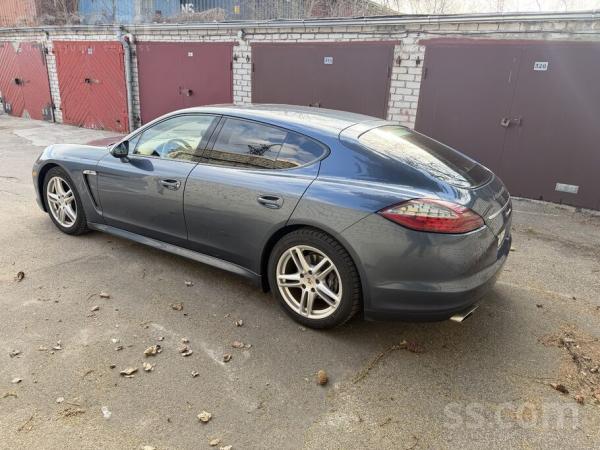 Zils Porsche Panamera 2011 Rīga, ar dzinēja tilpumu 3.60 L un nobraukumu 146 tūkst. km par 18900 €, foto 6 vietnē AUTOMOTO.COM.LV