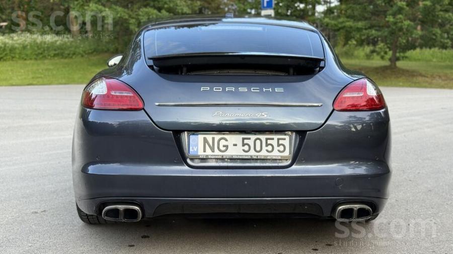 Blue Porsche Panamera 2012 in Jurmala, with an engine capacity of 4.80 L and mileage of 0 thousand km for 17950 €, photo 8 on AUTOMOTO.COM.LV