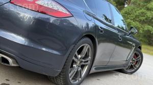 Zils Porsche Panamera 2012 Jūrmala, ar dzinēja tilpumu 4.80 L un nobraukumu 0 tūkst. km par 17950 €, foto 18 vietnē AUTOMOTO.COM.LV