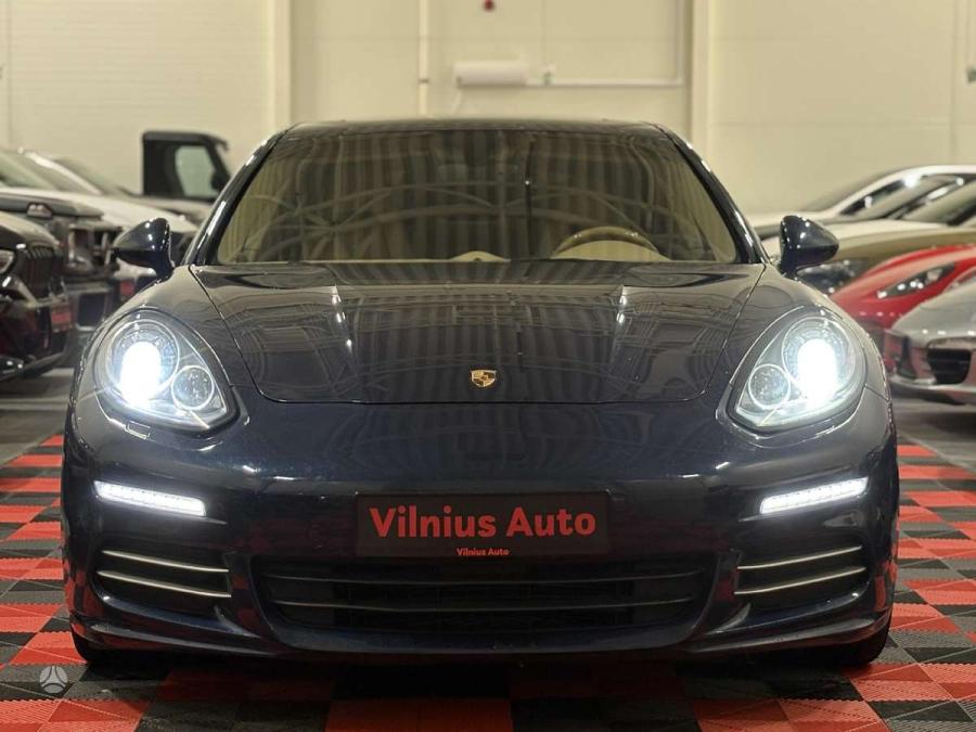 Zils Porsche Panamera 2015 Viļņa, ar dzinēja tilpumu 3.61 L un nobraukumu 162 tūkst. km par 22490 €, foto 2 vietnē AUTOMOTO.COM.LV