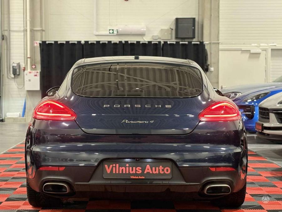 Zils Porsche Panamera 2015 Viļņa, ar dzinēja tilpumu 3.61 L un nobraukumu 162 tūkst. km par 22490 €, foto 5 vietnē AUTOMOTO.COM.LV