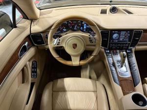 Blue Porsche Panamera 2015 in Vilnius, with an engine capacity of 3.61 L and mileage of 162 thousand km for 20790 €, photo 21 on AUTOMOTO.COM.LV