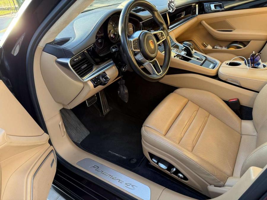 Blue Porsche Panamera 2018 in Kaunas, with an engine capacity of 2.89 L and mileage of 151 thousand km for 40500 €, photo 6 on AUTOMOTO.COM.LV