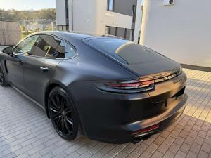 Blue Porsche Panamera 2018 in Kaunas, with an engine capacity of 2.89 L and mileage of 151 thousand km for 40500 €, photo 12 on AUTOMOTO.COM.LV