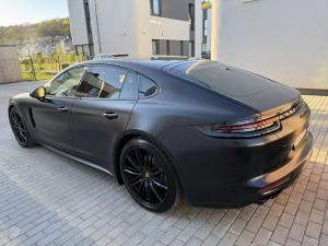 Blue Porsche Panamera 2018 in Kaunas, with an engine capacity of 2.89 L and mileage of 151 thousand km for 40500 €, photo 13 on AUTOMOTO.COM.LV