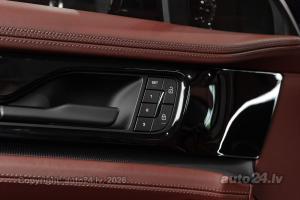 Zils Porsche Panamera 2026 Rīga, ar dzinēja tilpumu 2.90 L un nobraukumu 2 tūkst. km par 151250 €, foto 16 vietnē AUTOMOTO.COM.LV