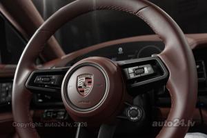 Zils Porsche Panamera 2026 Rīga, ar dzinēja tilpumu 2.90 L un nobraukumu 2 tūkst. km par 151250 €, foto 20 vietnē AUTOMOTO.COM.LV