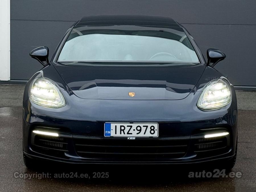 Blue Porsche Panamera 2018 in Tallinn, with an engine capacity of 2.90 L and mileage of 113 thousand km for 41990 €, photo 6 on AUTOMOTO.COM.LV