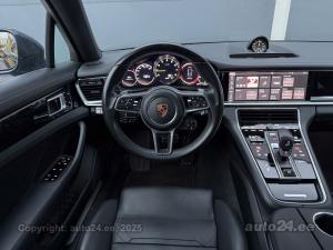 Blue Porsche Panamera 2018 in Tallinn, with an engine capacity of 2.90 L and mileage of 113 thousand km for 41990 €, photo 13 on AUTOMOTO.COM.LV