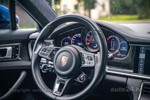 Blue Porsche Panamera 2019 in Riga, with an engine capacity of 4.00 L and mileage of 100 thousand km for 56990 €, photo 13 on AUTOMOTO.COM.LV